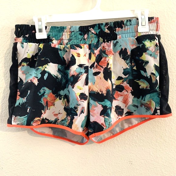 Fabletics | Shorts | Fabletics Shorts Womens Small Paint Splatter Lined ...